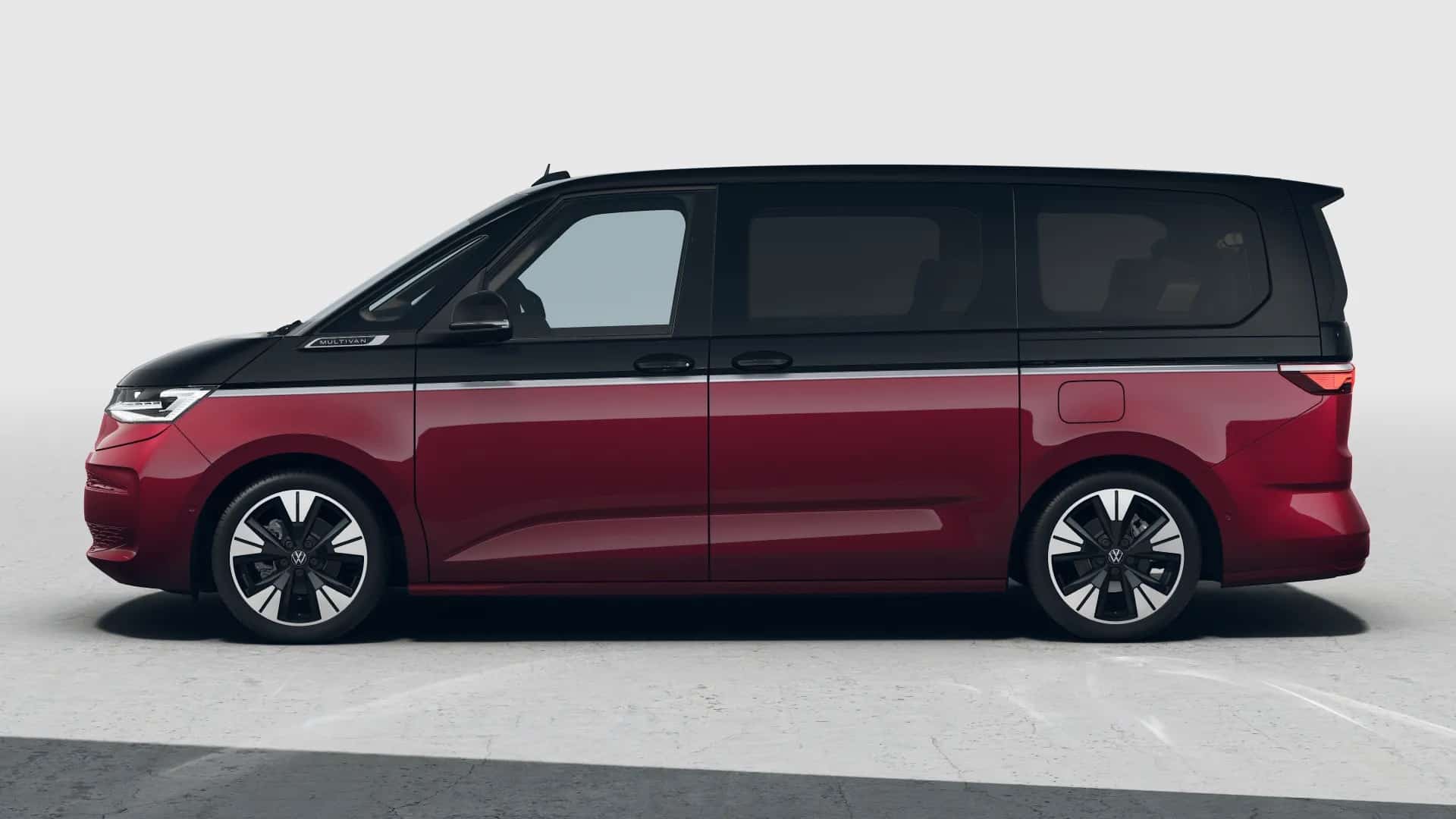 Volkswagen Multivan 2025 přináší nový plug-in hybridní pohon - carnews24.cz